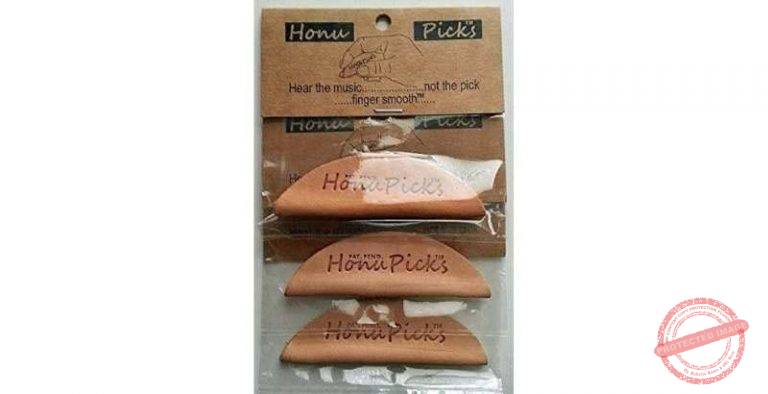 8 Best Ukulele Picks 2026 - Various Materials & Shapes Compared ...