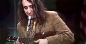 21 Famous Ukulele Players - Ukulele World